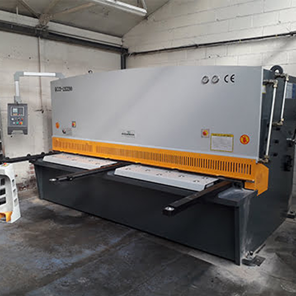 برش کاری ورق - تیک آهن- قیمت روز آهن - میلگرد قیمت- نبشی - ورق فولاد - قوطی